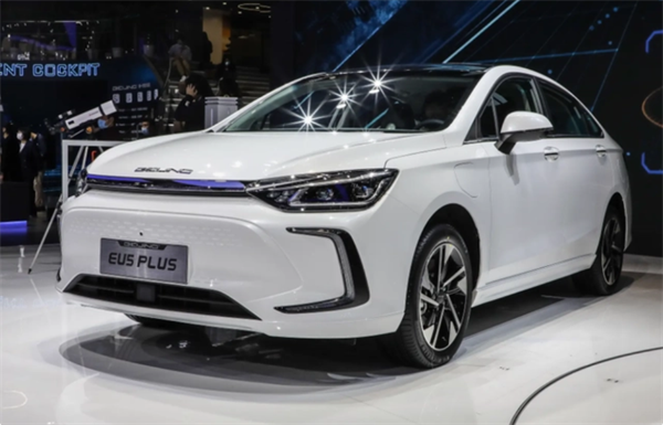 有实力又实惠 北汽EU5 plus钜惠来袭_信息服务_财经频道_云南网